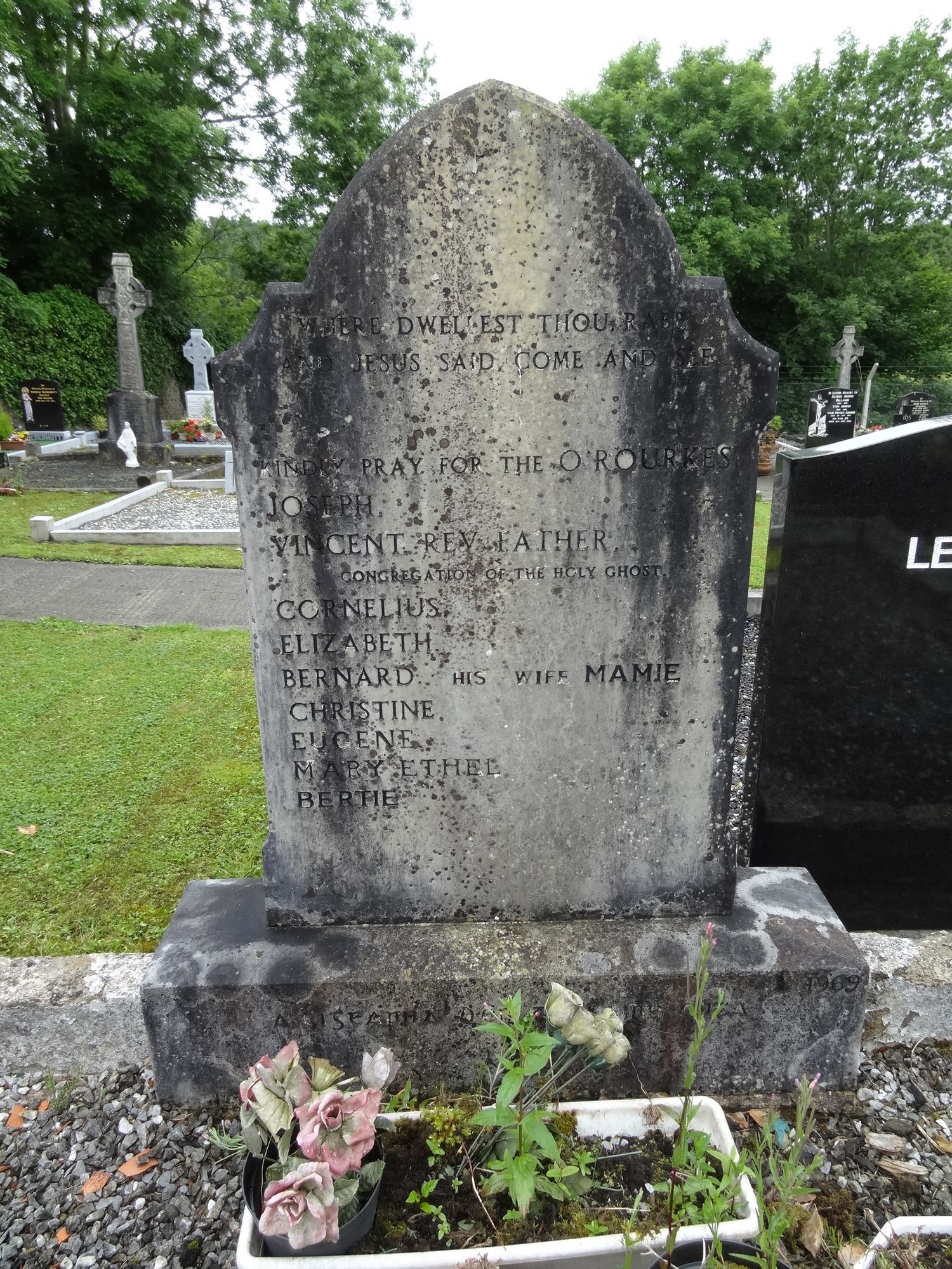 LI-SMCA-0241 | Historic Graves