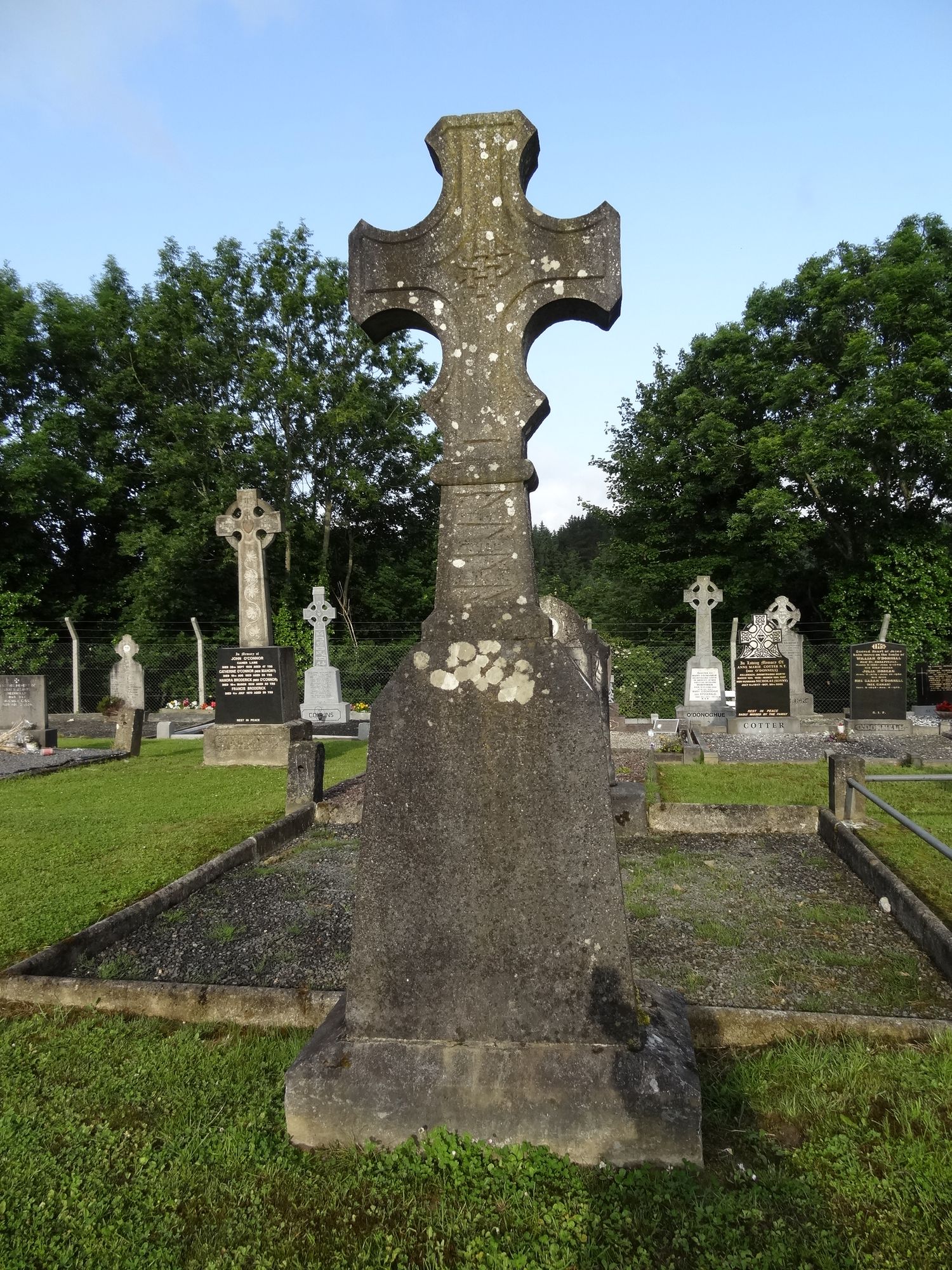 LI-SMCA-0368 | Historic Graves