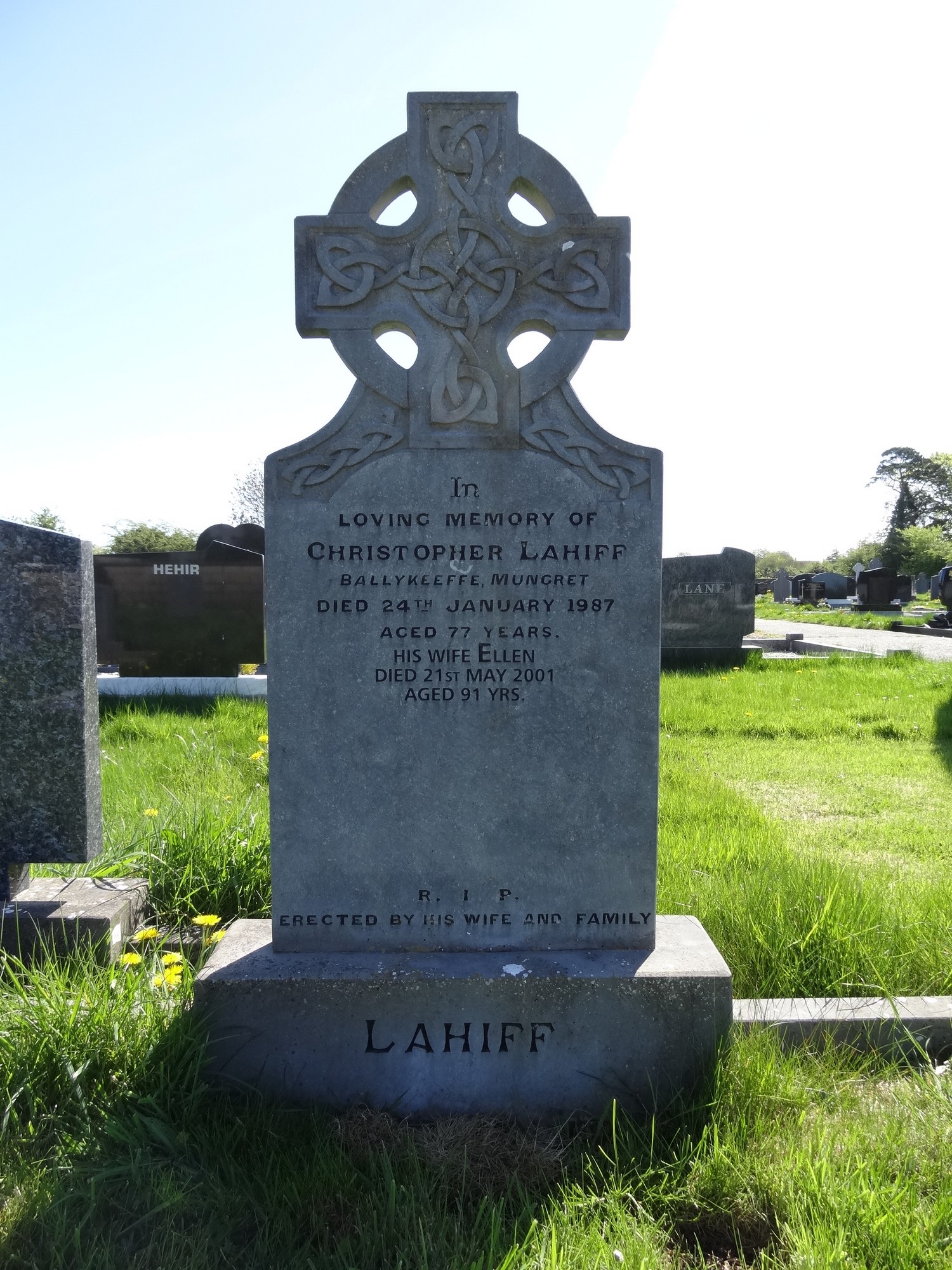 LI-STNS-0107 | Historic Graves