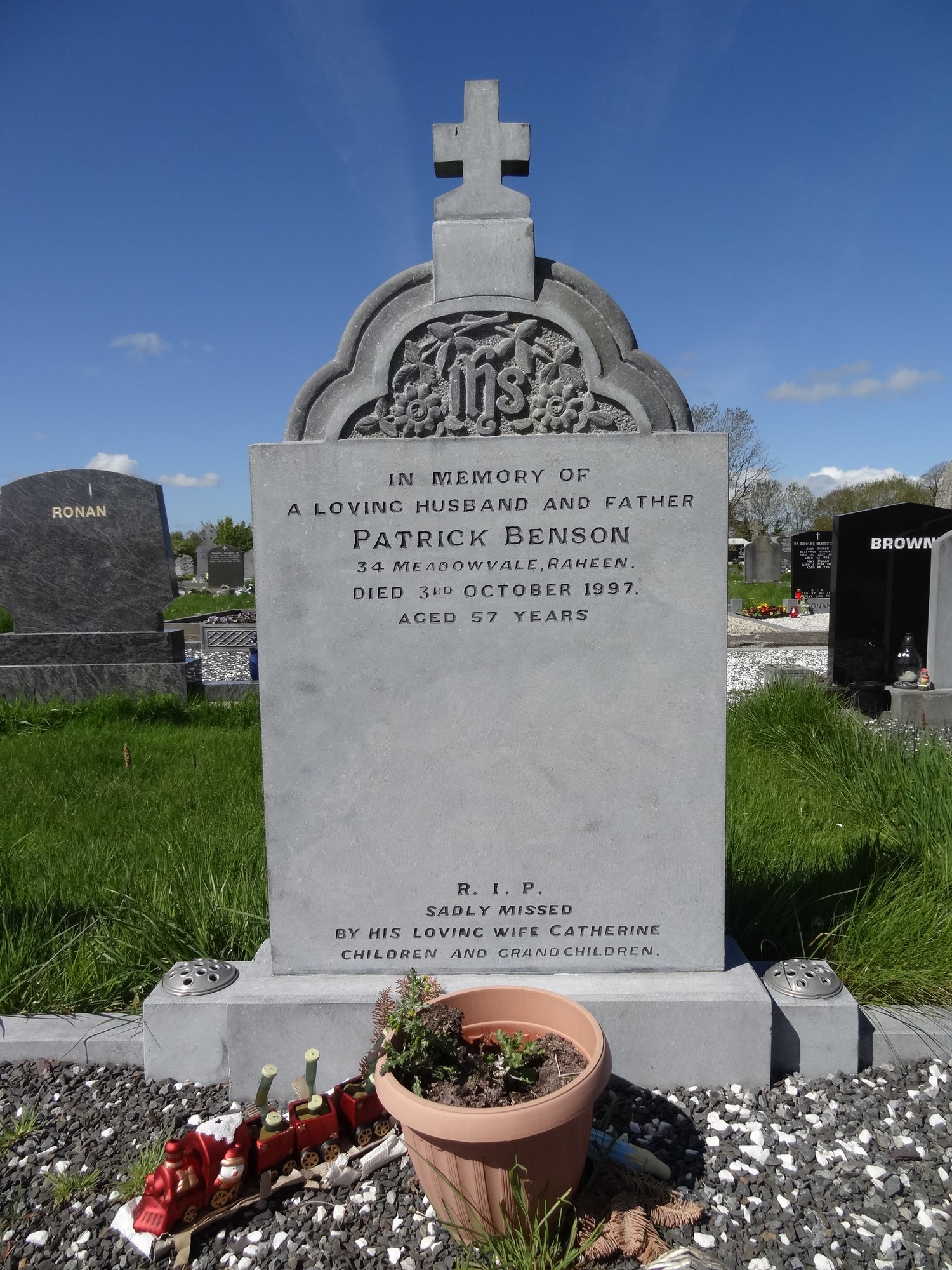 LI-STNS-0331 | Historic Graves